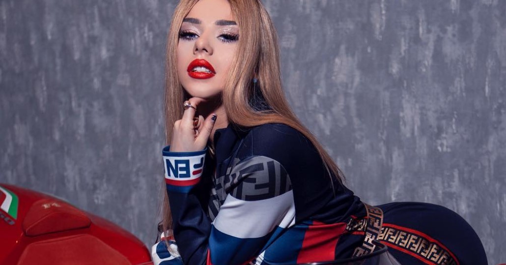 Tayna në studio, po vjen me projekt të ri muzikor? – Lajmi.net