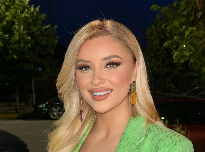 Alketa Vejsiu pëson aksident – “Gjysma e makinës time është e shtypur ...