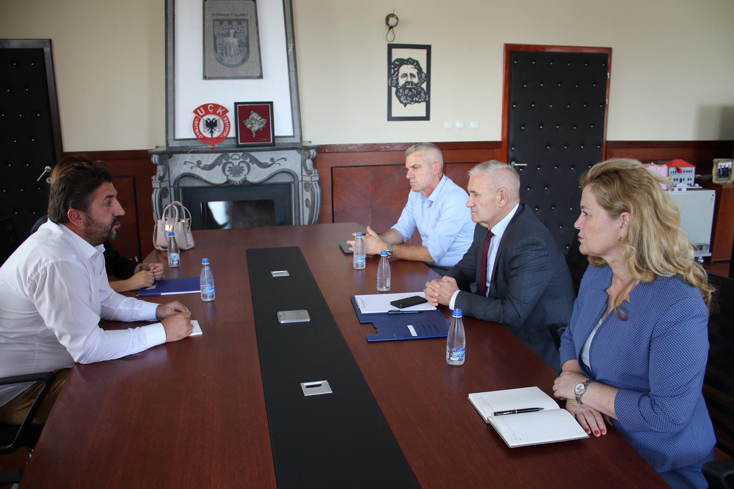 Komuna e Klinës dorëzon të dhëna për krimet e kryera nga Serbia gjatë ...