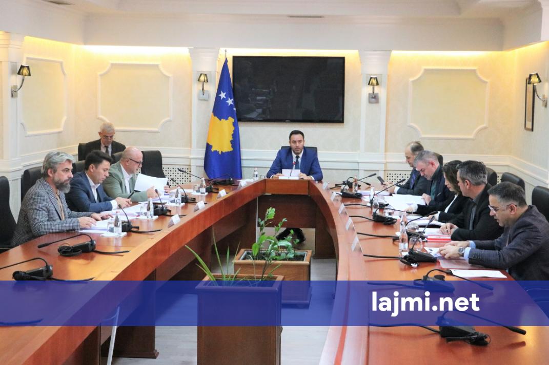 Kryesia e Kuvendit mban mbledhje sot – Lajmi.net
